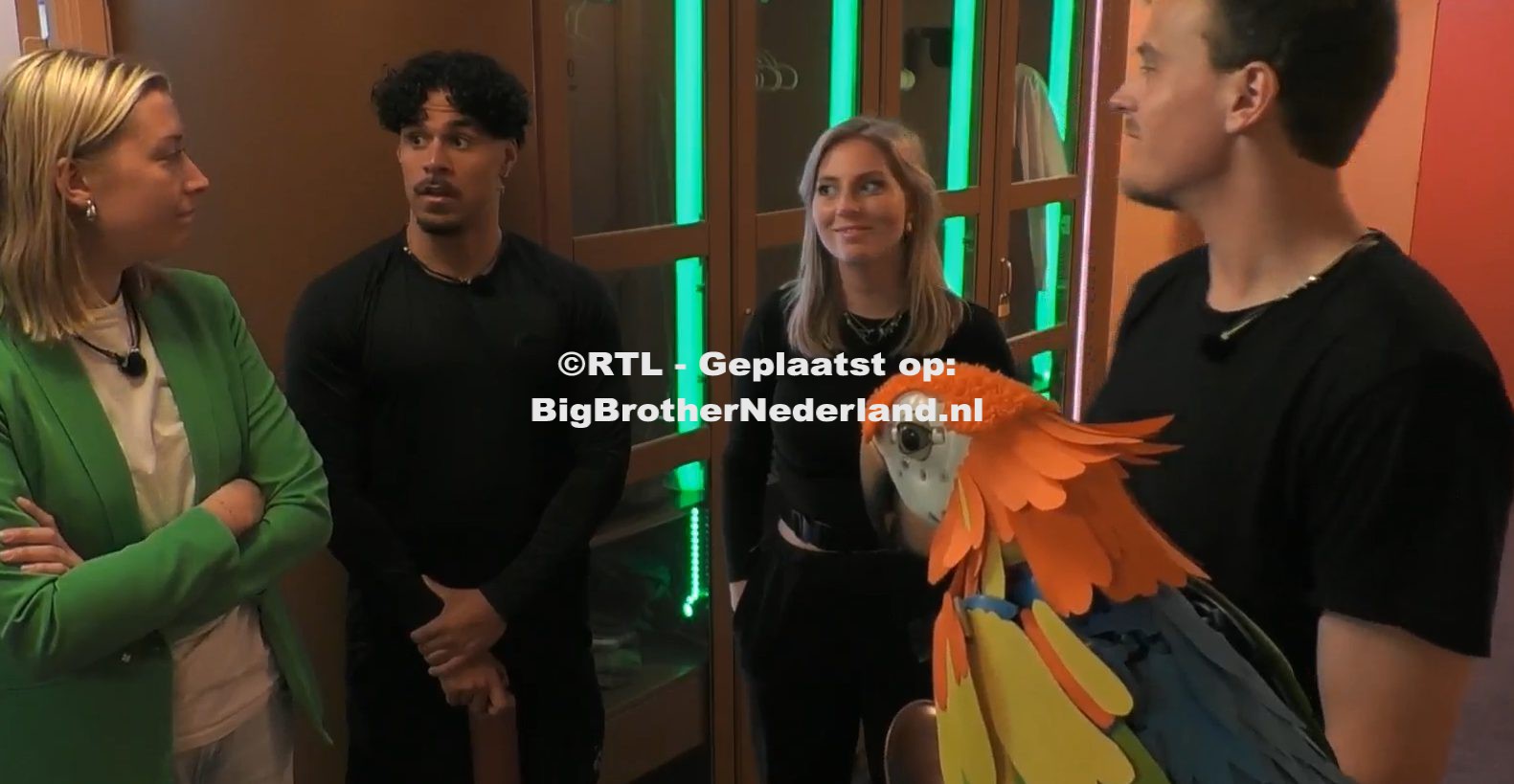 Big Brother heeft een belangrijke mededeling, wie mag er net voor de ...